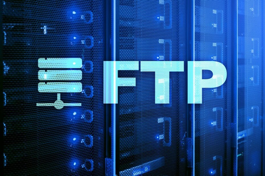 How to Transfer Files Using FTP in Windows 10