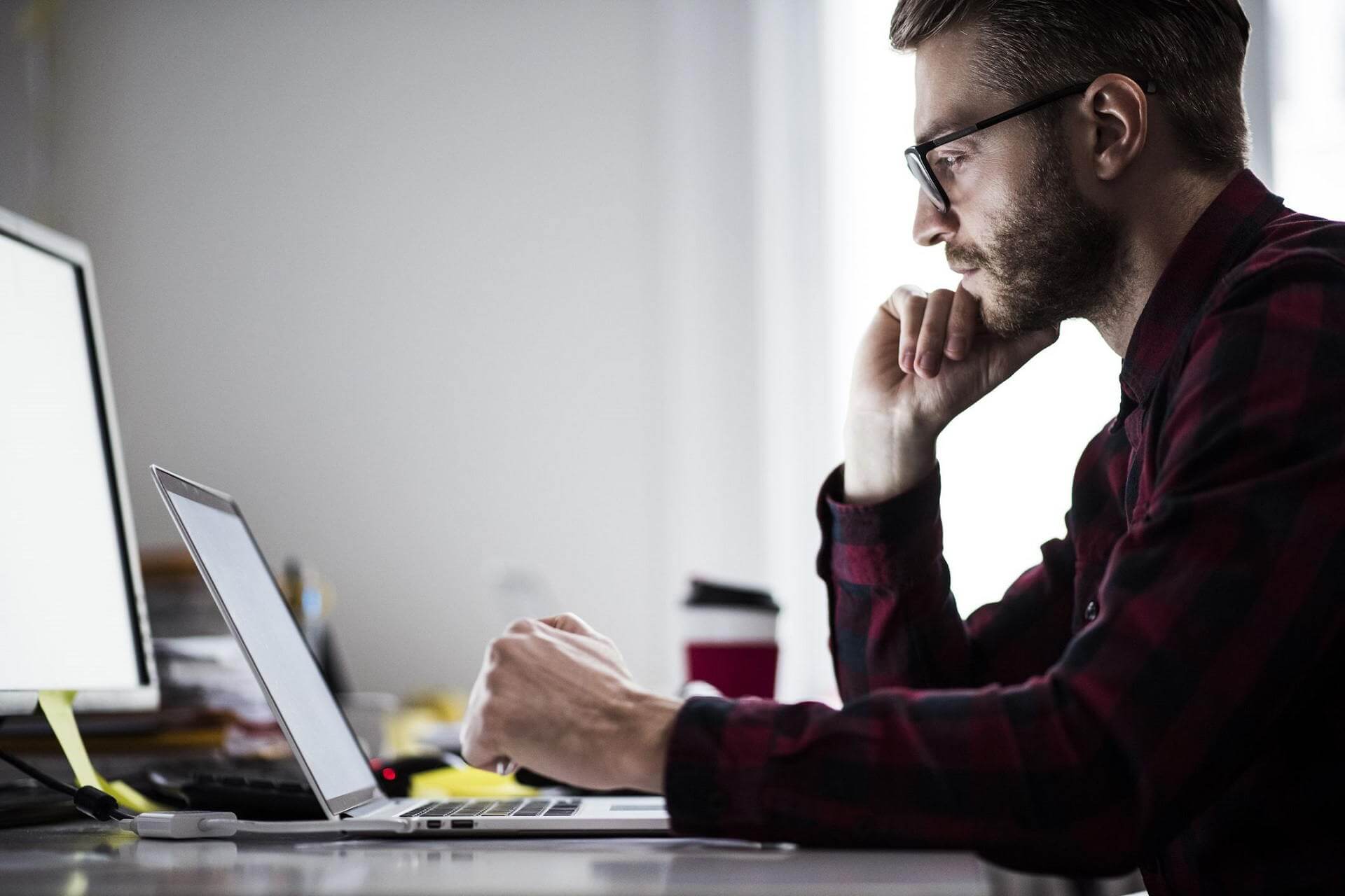 FIX: Windows 10 Explorer deleted files still show