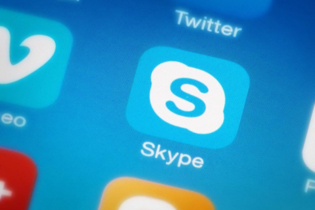 FIX: Skype auto sign in problems on Windows 10/11