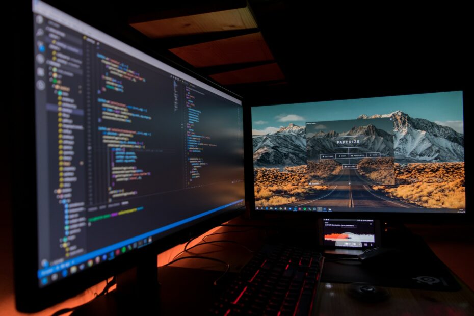 5 Best Cables for Dual Monitors [Great Choices]