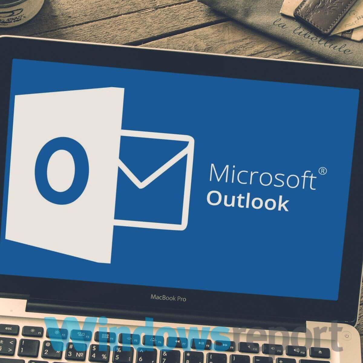 How to Turn Off Download Shared Folders in Outlook