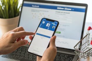 How to merge two Facebook accounts [Multiple Accounts Login]