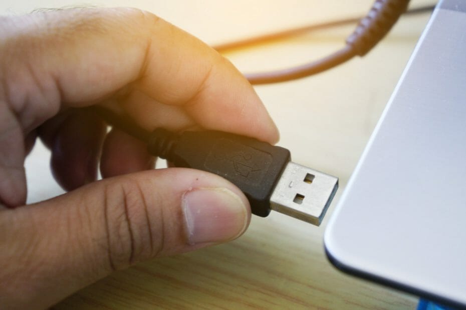 How to install the USB driver on Windows 10 [Easy Guide]