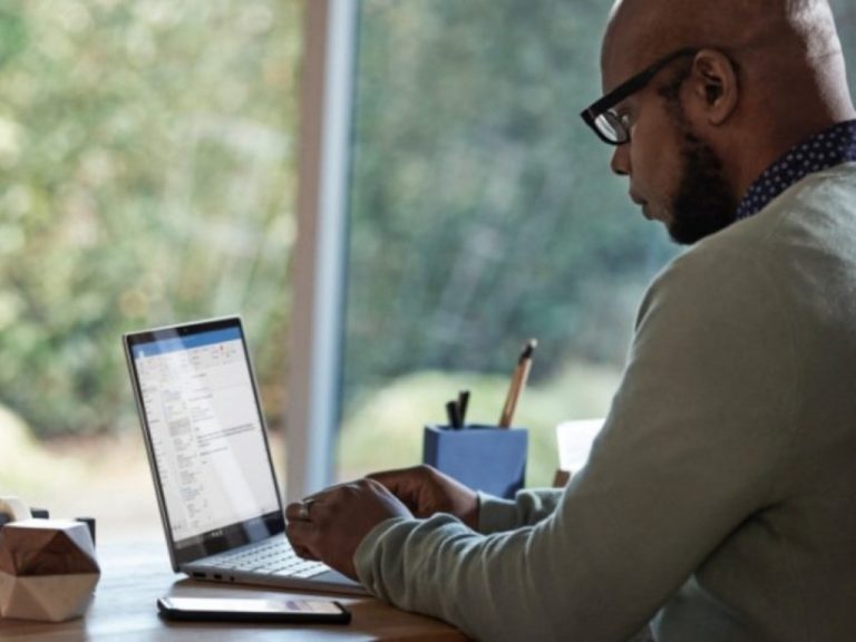 Outlook on the Web is getting a new calendar board view this month