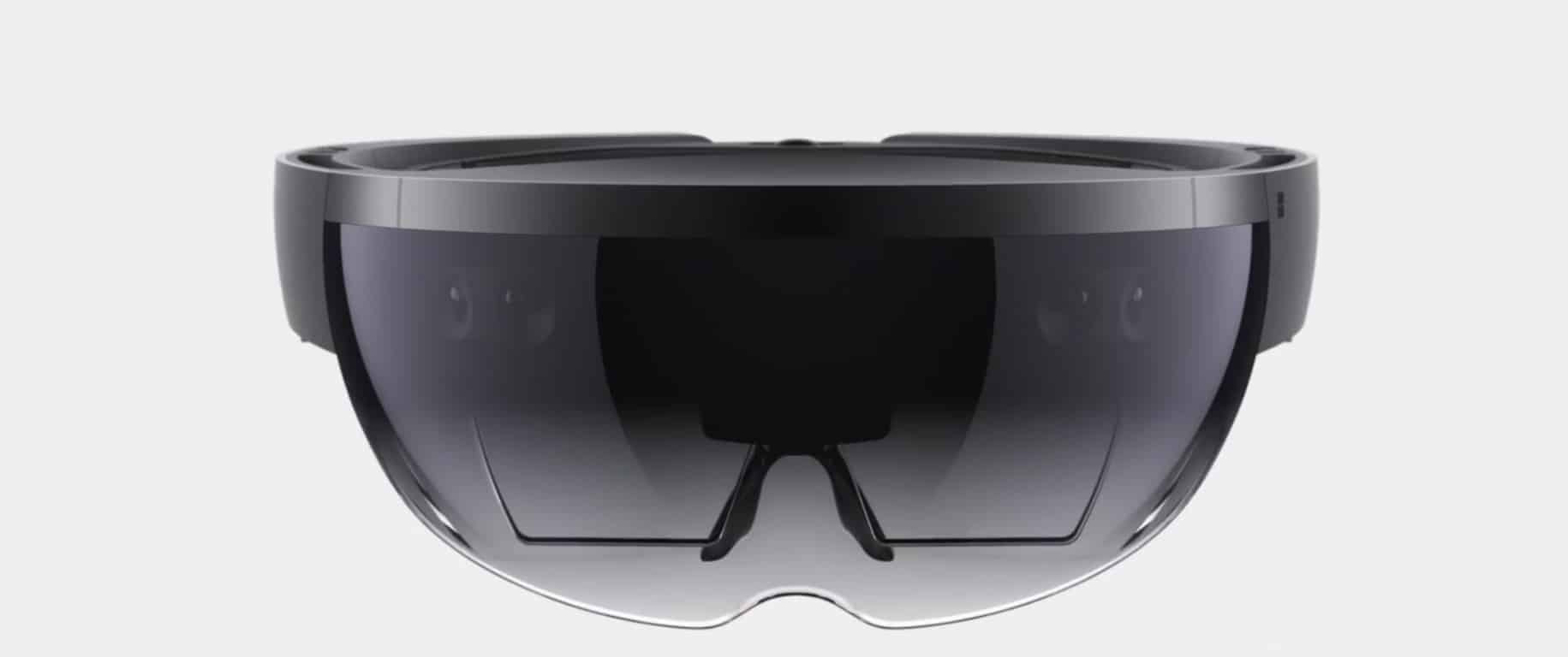 First Redstone 5 build for HoloLens brings new Miracast projection ...