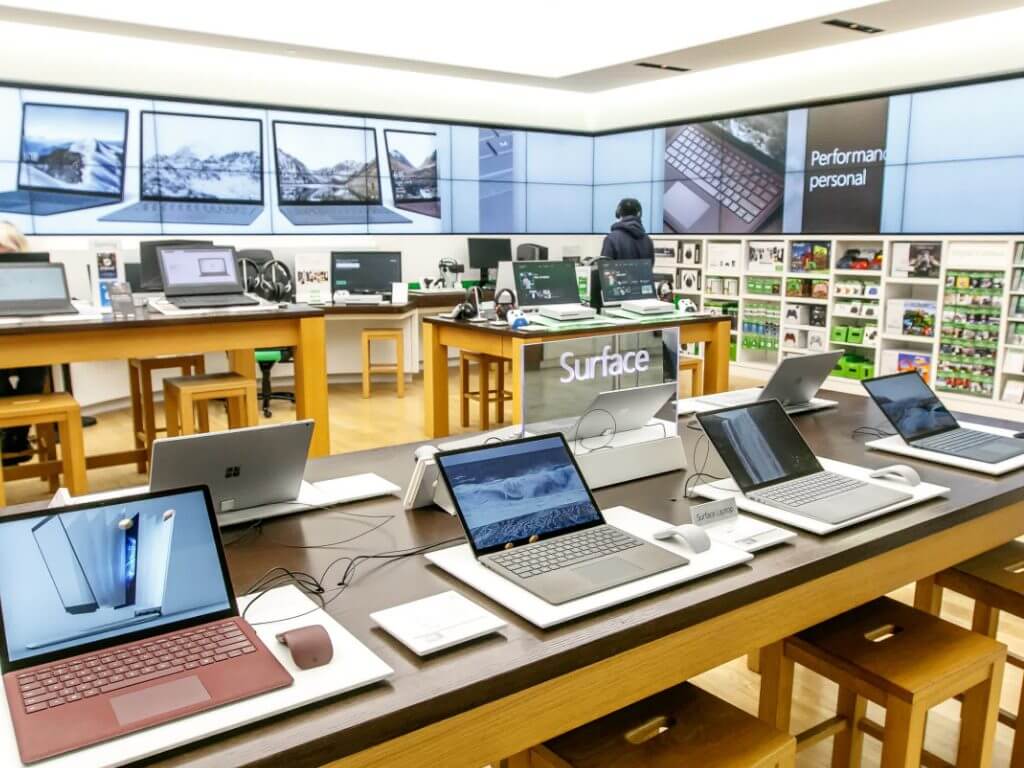 Microsoft’s three ‘Experience Centers’ reopen July 1st for in-store ...