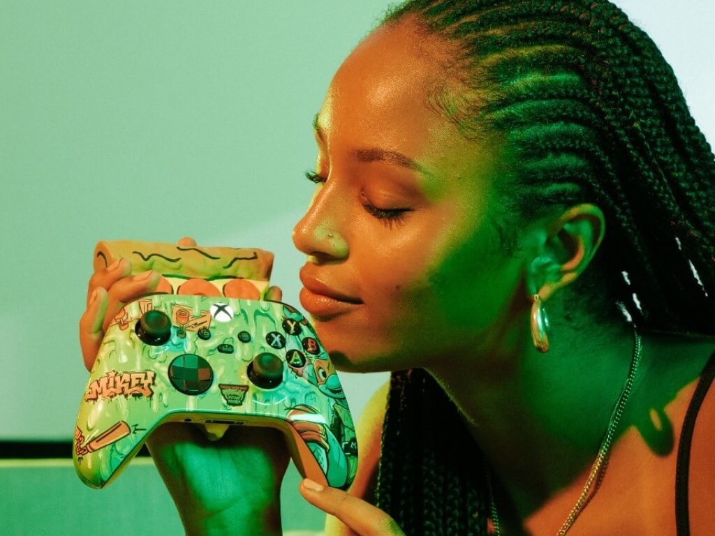 Microsoft creates pizza-scented Xbox controller ahead of TMNT movie ...