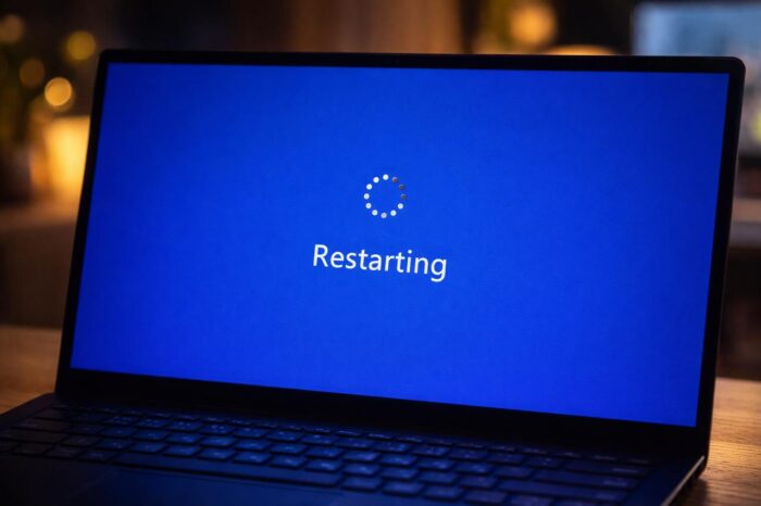 How to Restart Your Laptop With a Keyboard in Windows 11